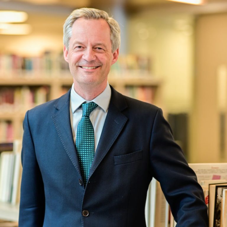 Home - Fundação St. Paul's